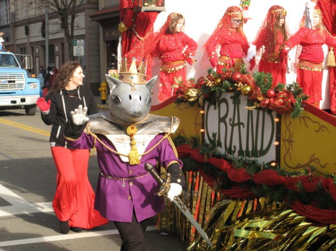 Nutcracker Magic Parade brings thousands downtown | News, Sports, Jobs ...